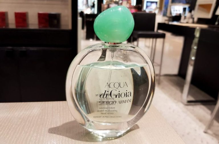 12 Best Lemon Fragrances For Women