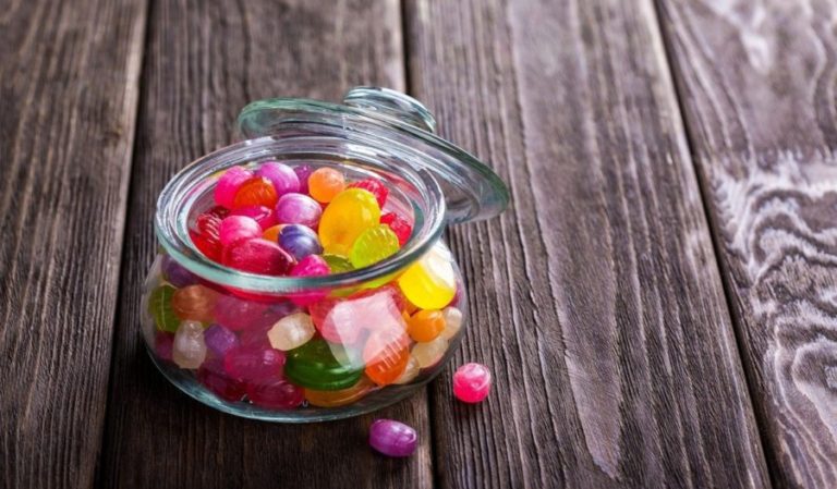 10 Best Womens Perfumes That Smell Like Candy